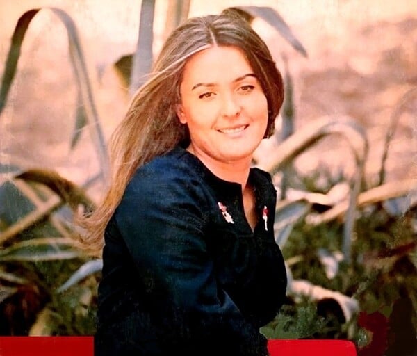 Η μεγάλη εποχή των δίσκων του δημοτικού τραγουδιού στη δεκαετία του ’70 | LiFO